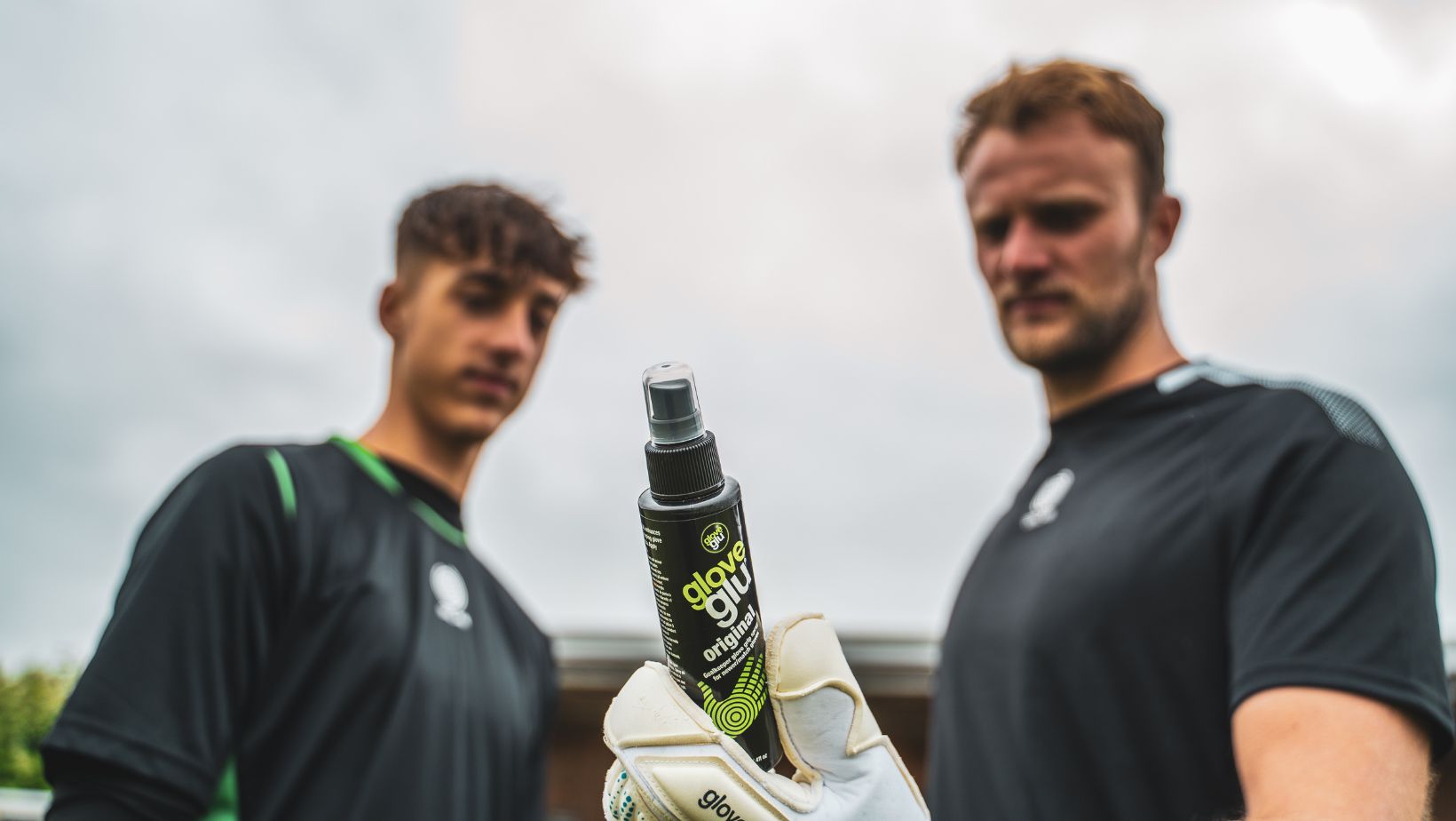 How Goalkeeper Glove Spray Transforms Your Grip on Match Day – gloveglu